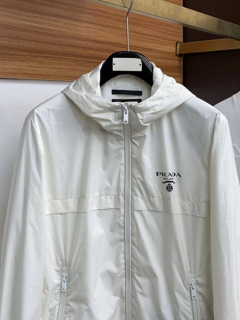 Official Fendi Outwear