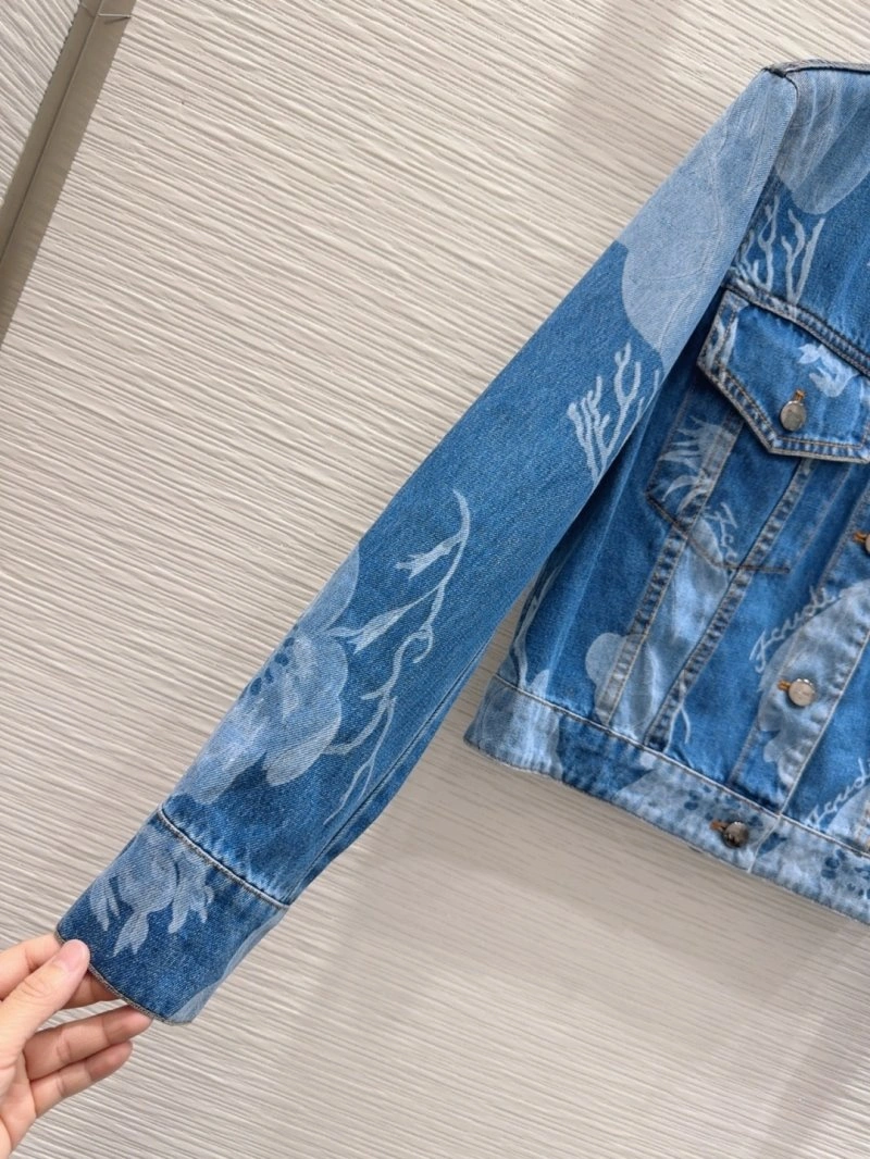 Budget-friendly Fendi Outwear