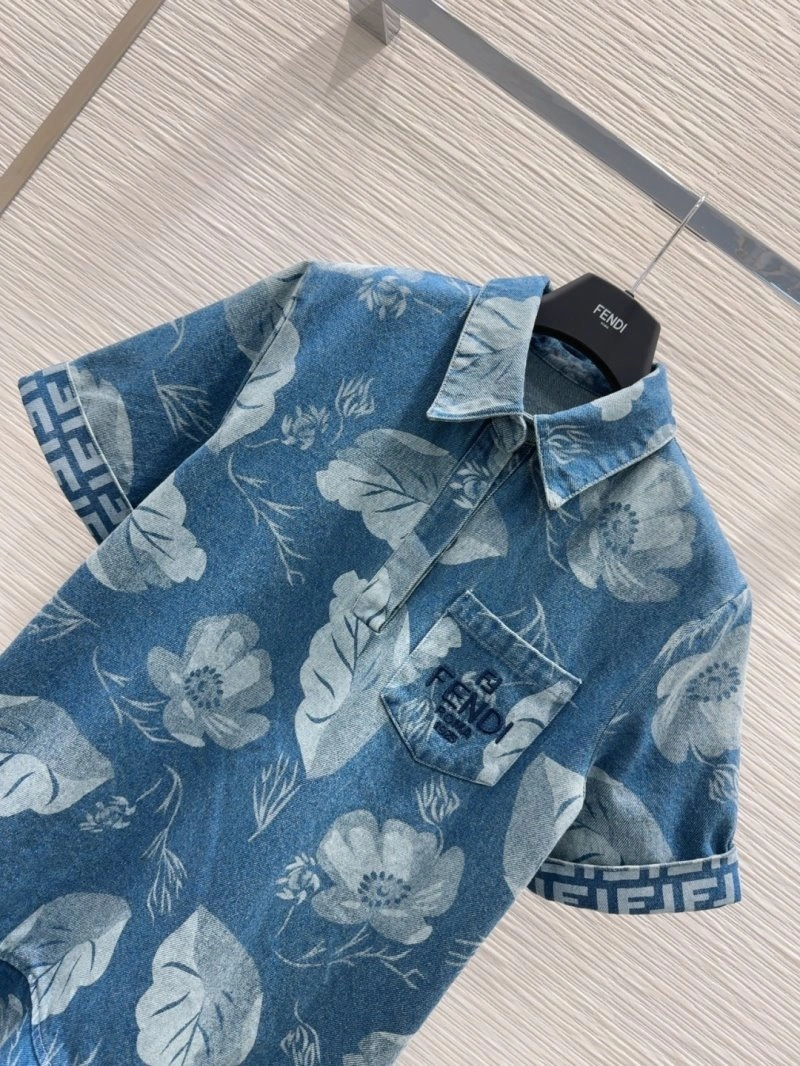 Top mirror Fendi Outwear