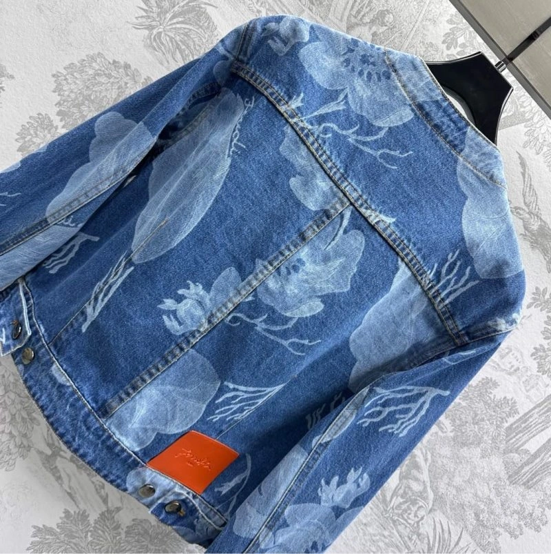 Official Fendi Outwear