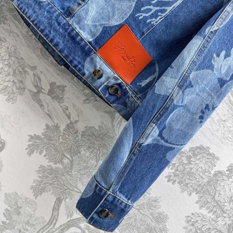 Official Fendi Outwear
