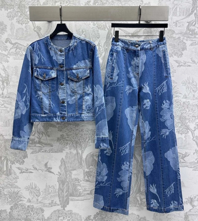 Official Fendi Outwear