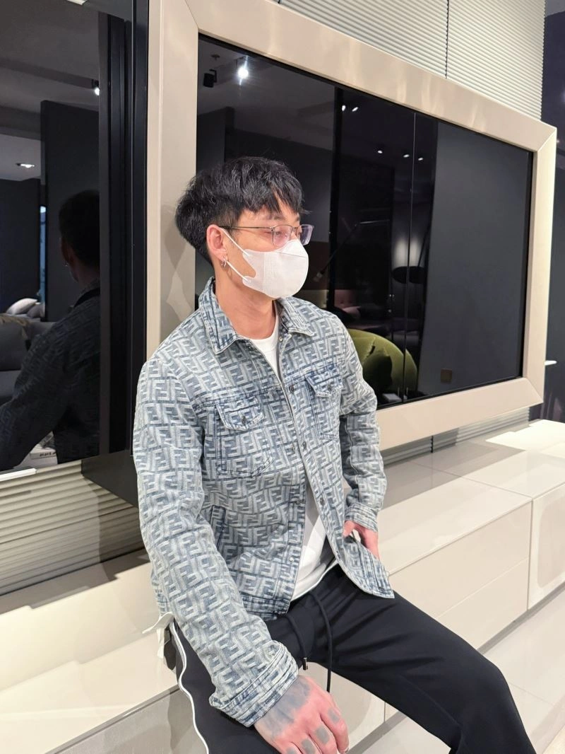 Accurate model Fendi Outwear