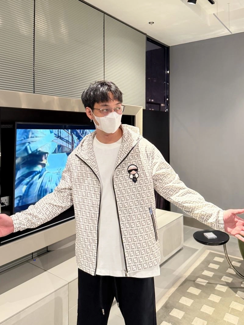 Factory-made Fendi Outwear