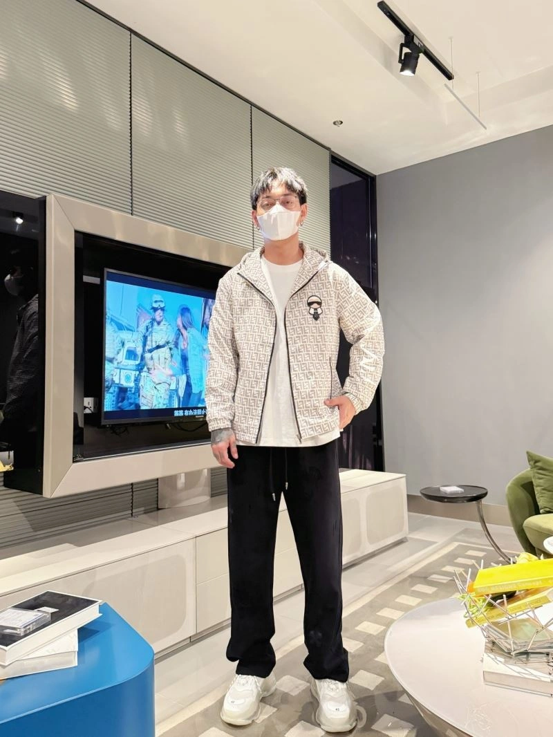 Factory-made Fendi Outwear
