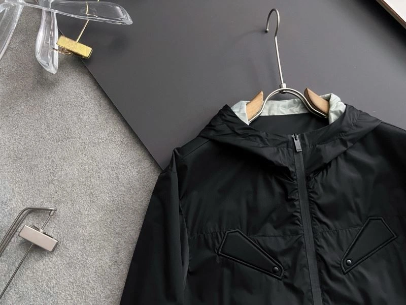 Accurate model Fendi Outwear