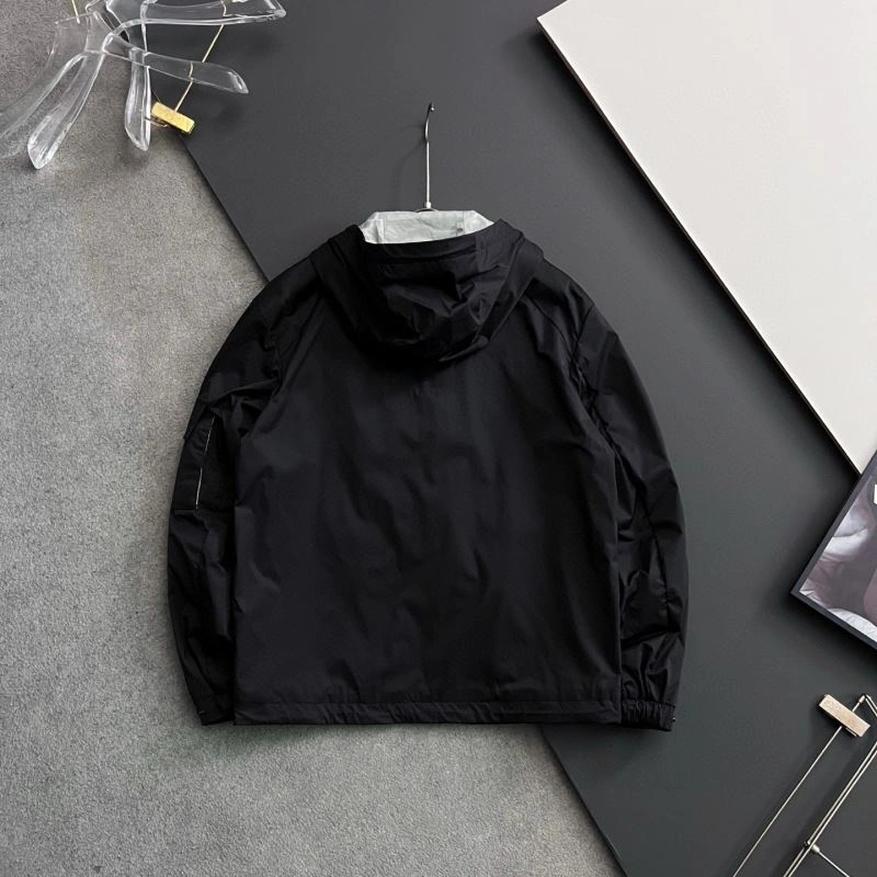Accurate model Fendi Outwear