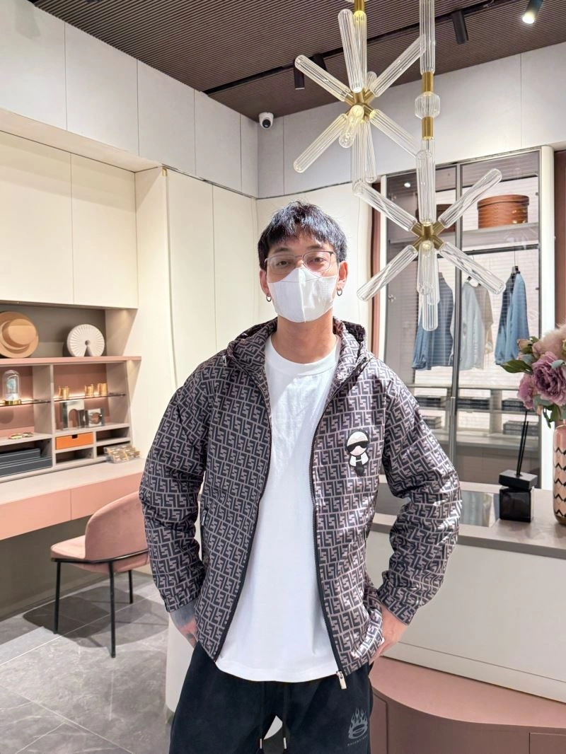 Official Fendi Outwear