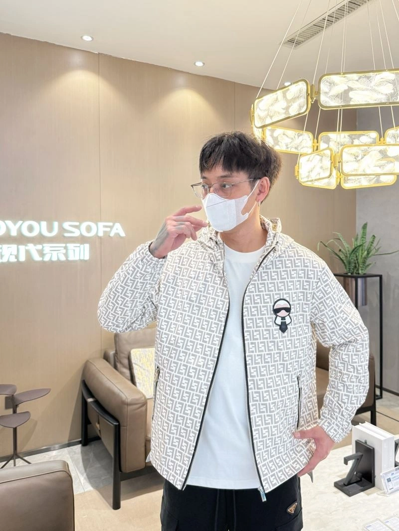 Bargain Fendi Outwear