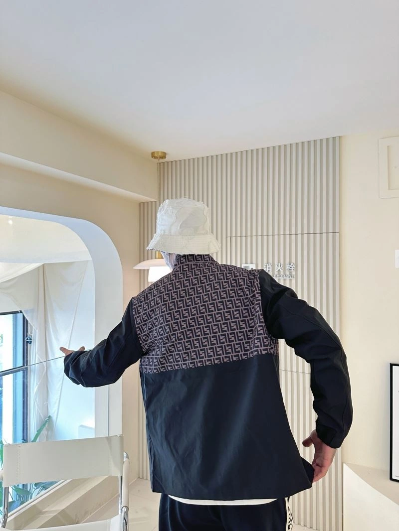 Top mirror Fendi Outwear