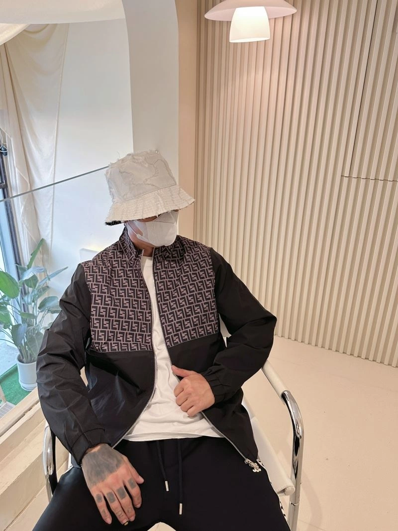 Top mirror Fendi Outwear