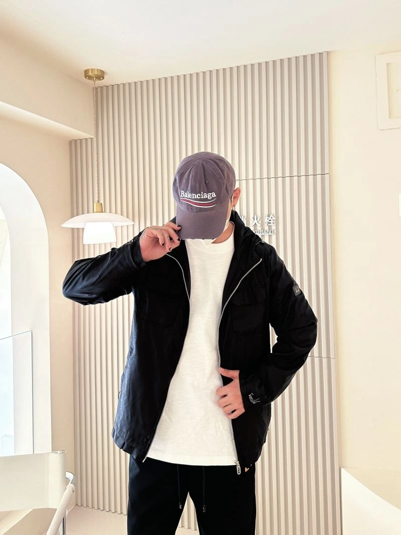 Economical Fendi Outwear