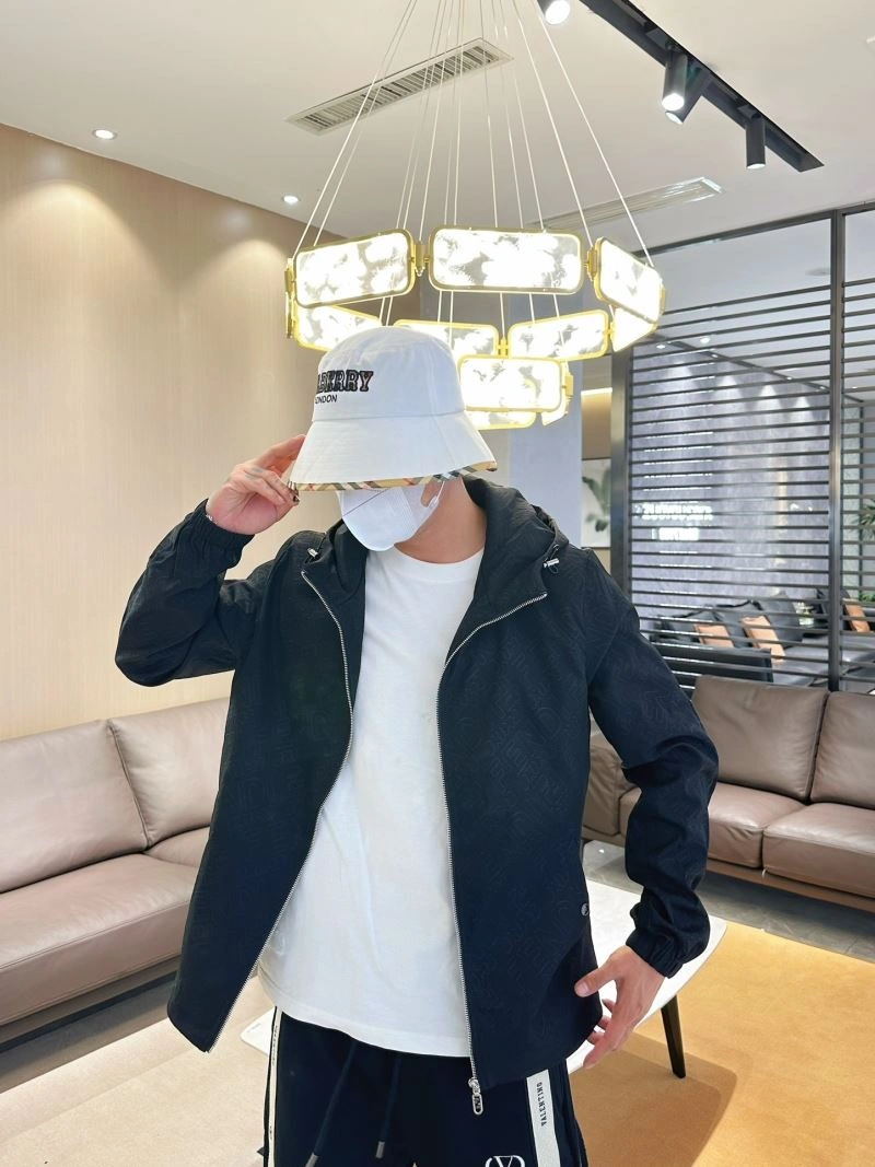 High fidelity Fendi Outwear