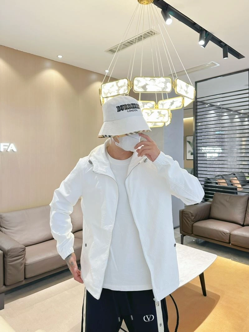 Top match Fendi Outwear