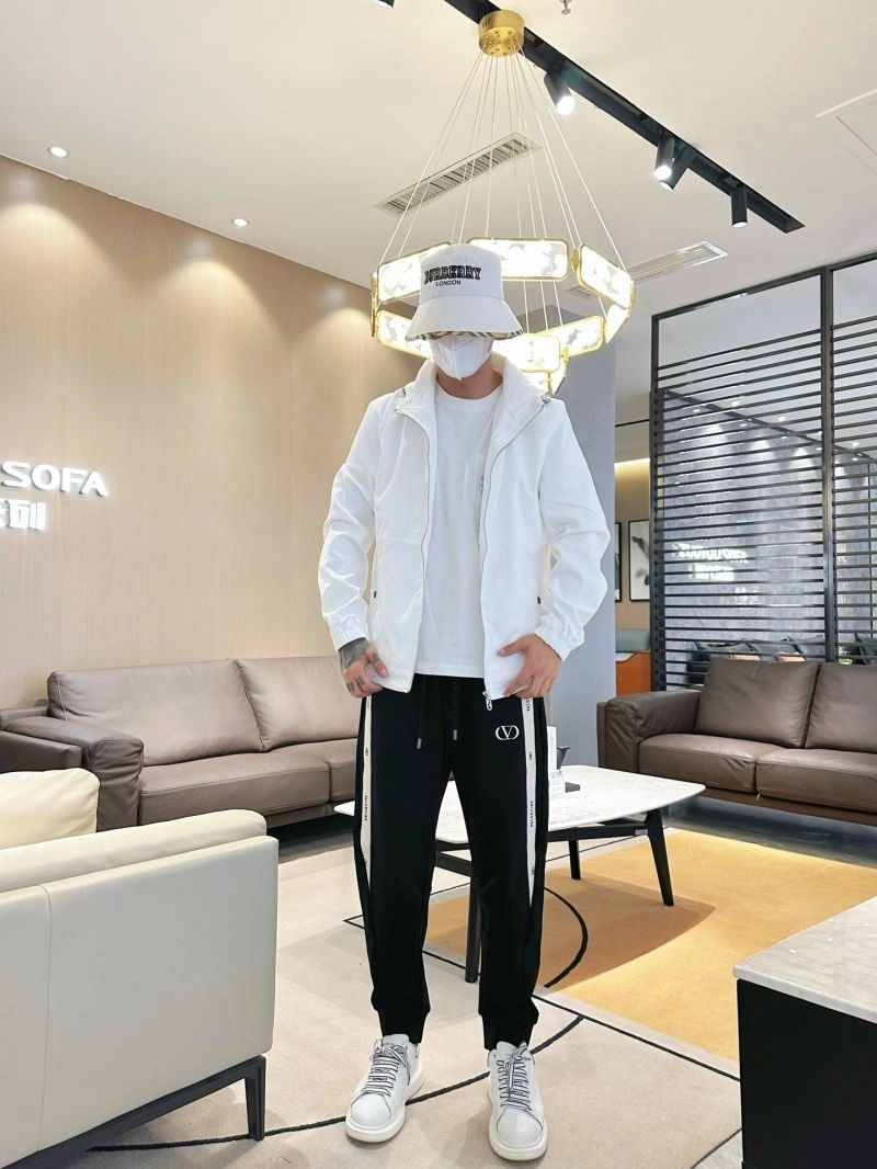 Top match Fendi Outwear