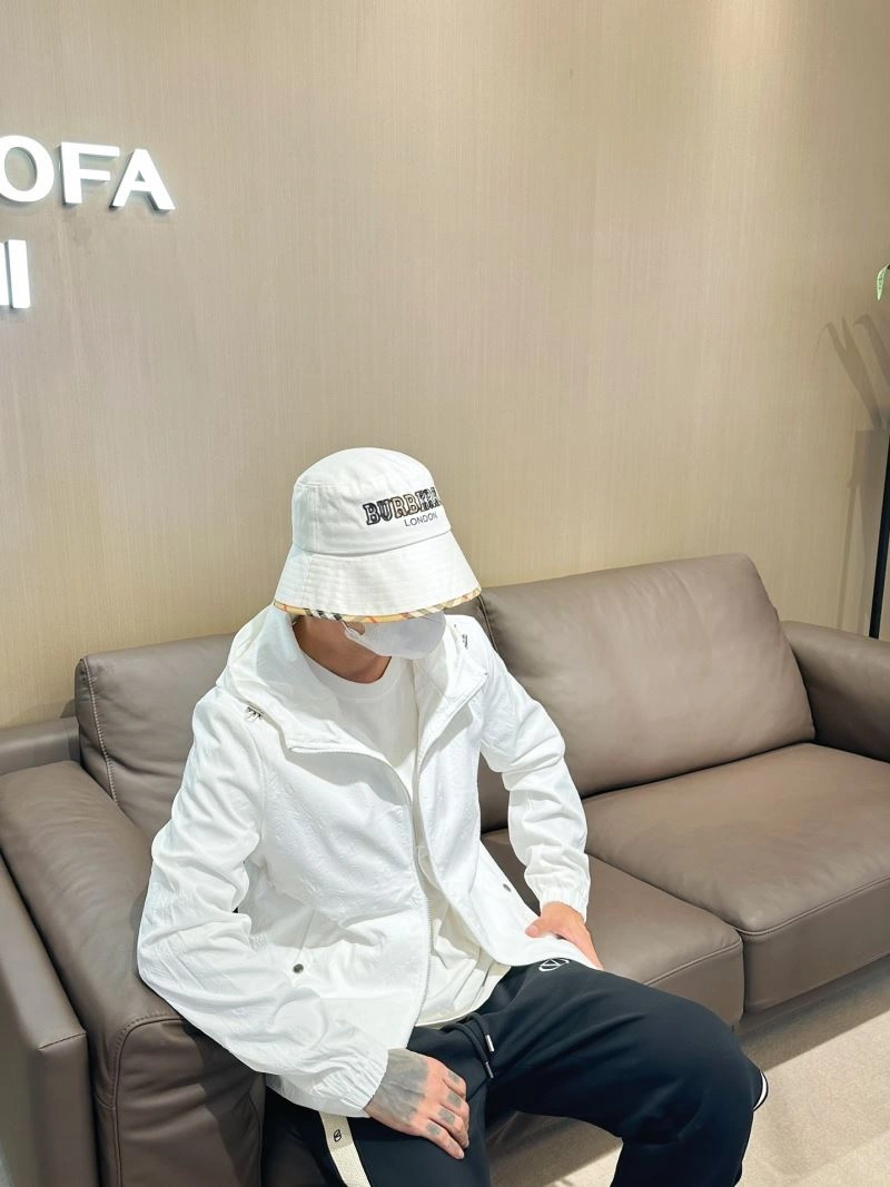Top match Fendi Outwear
