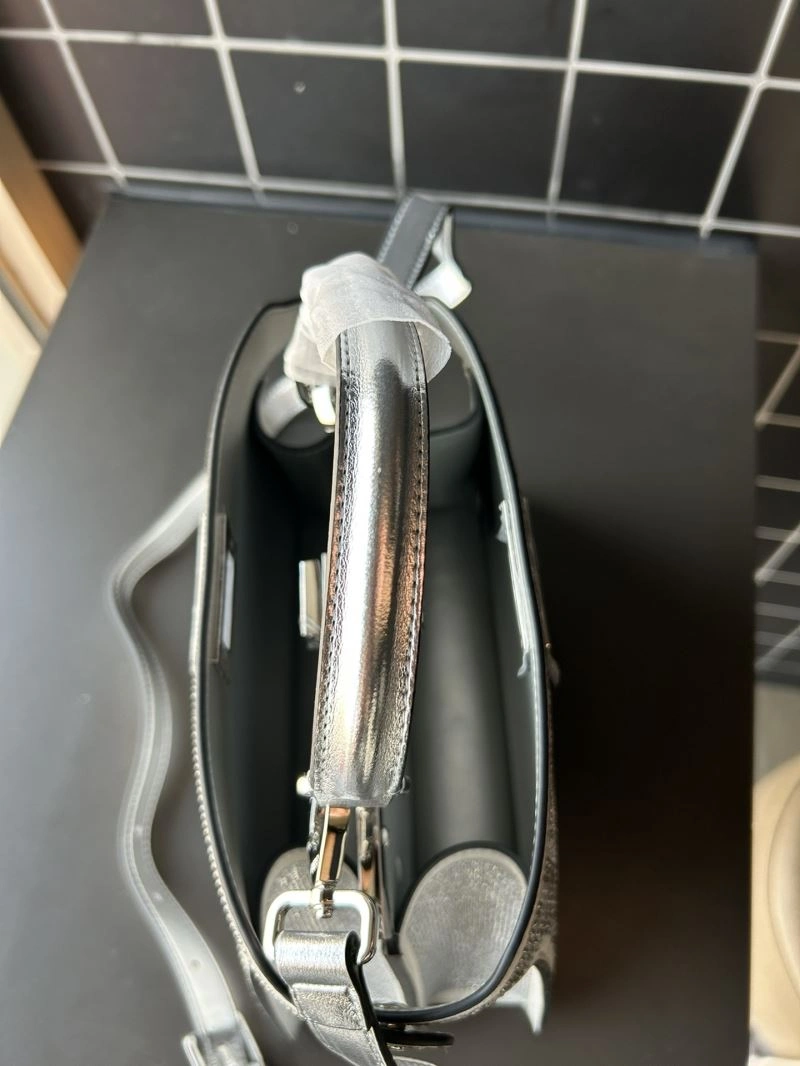 Inexpensive Fendi Peekaboo Bags