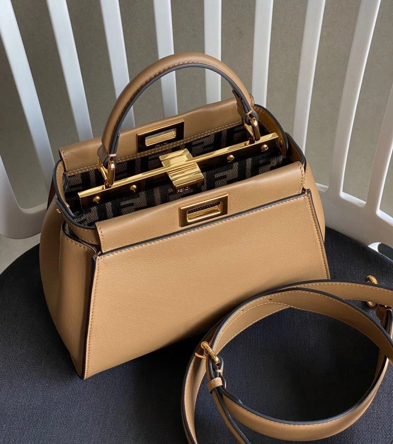 Low-cost Fendi Peekaboo Bags