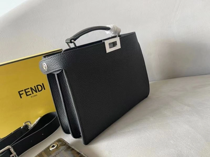 Accurate model Fendi Peekaboo Bags