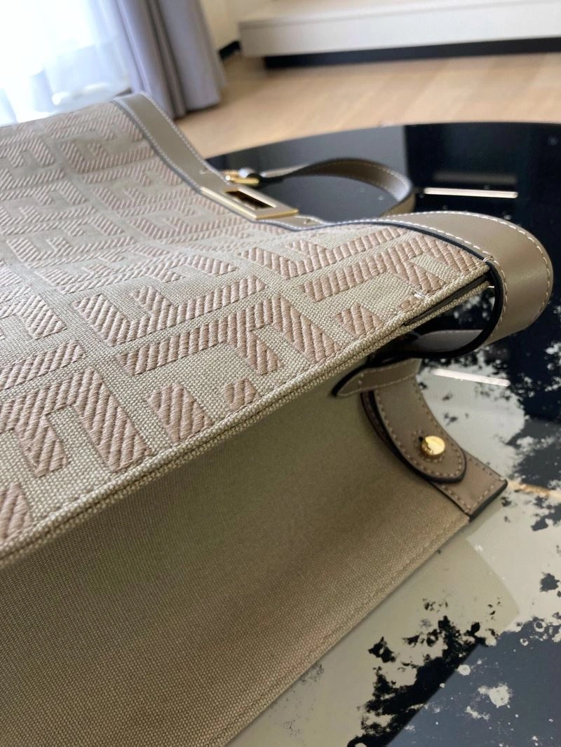 High accuracy Fendi Peekaboo Bags