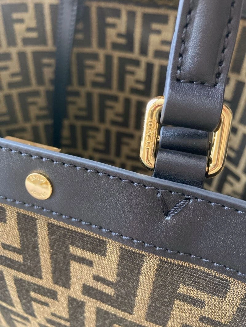 High fidelity Fendi Peekaboo Bags