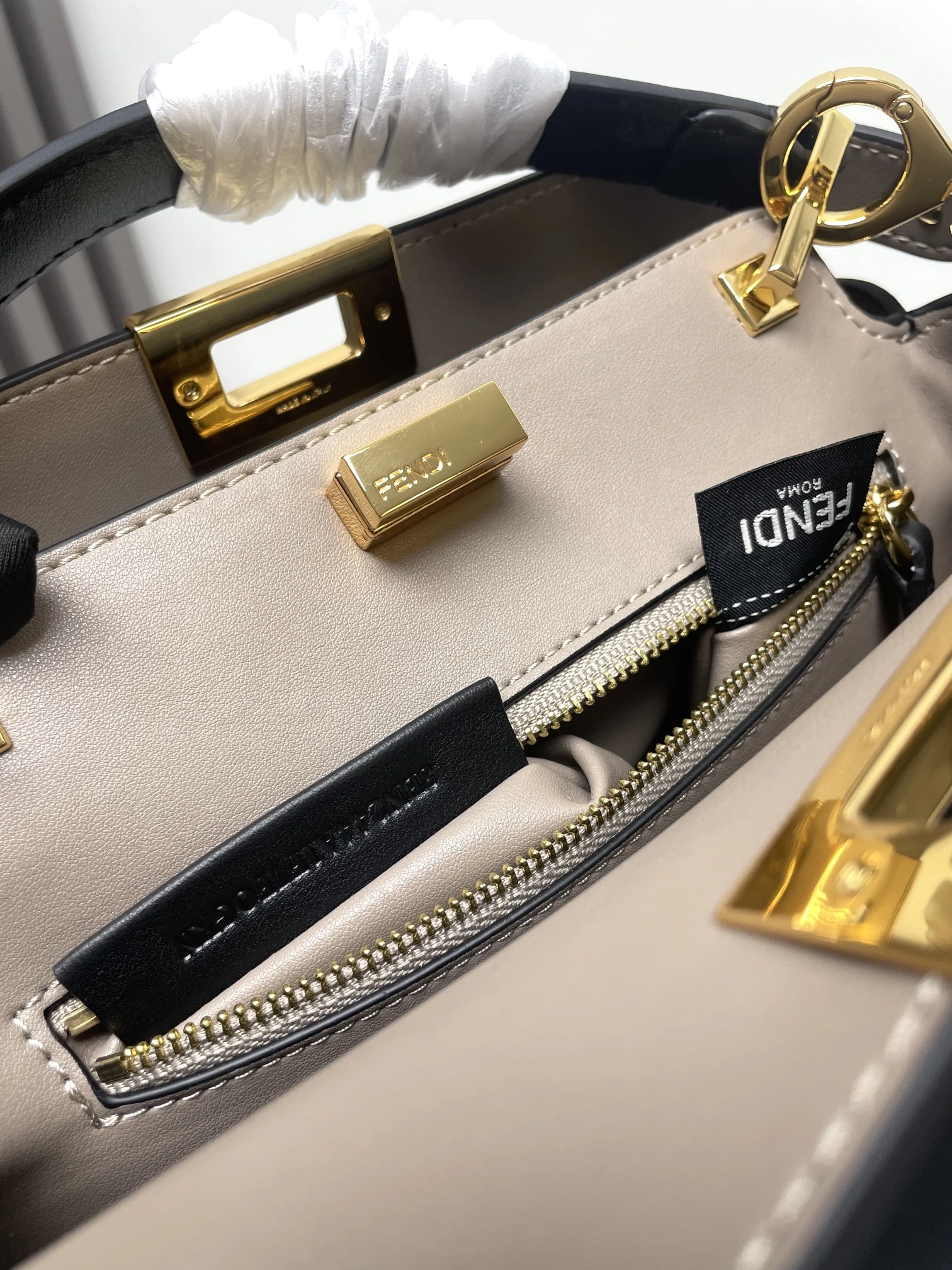Discounted Fendi Peekaboo Bags