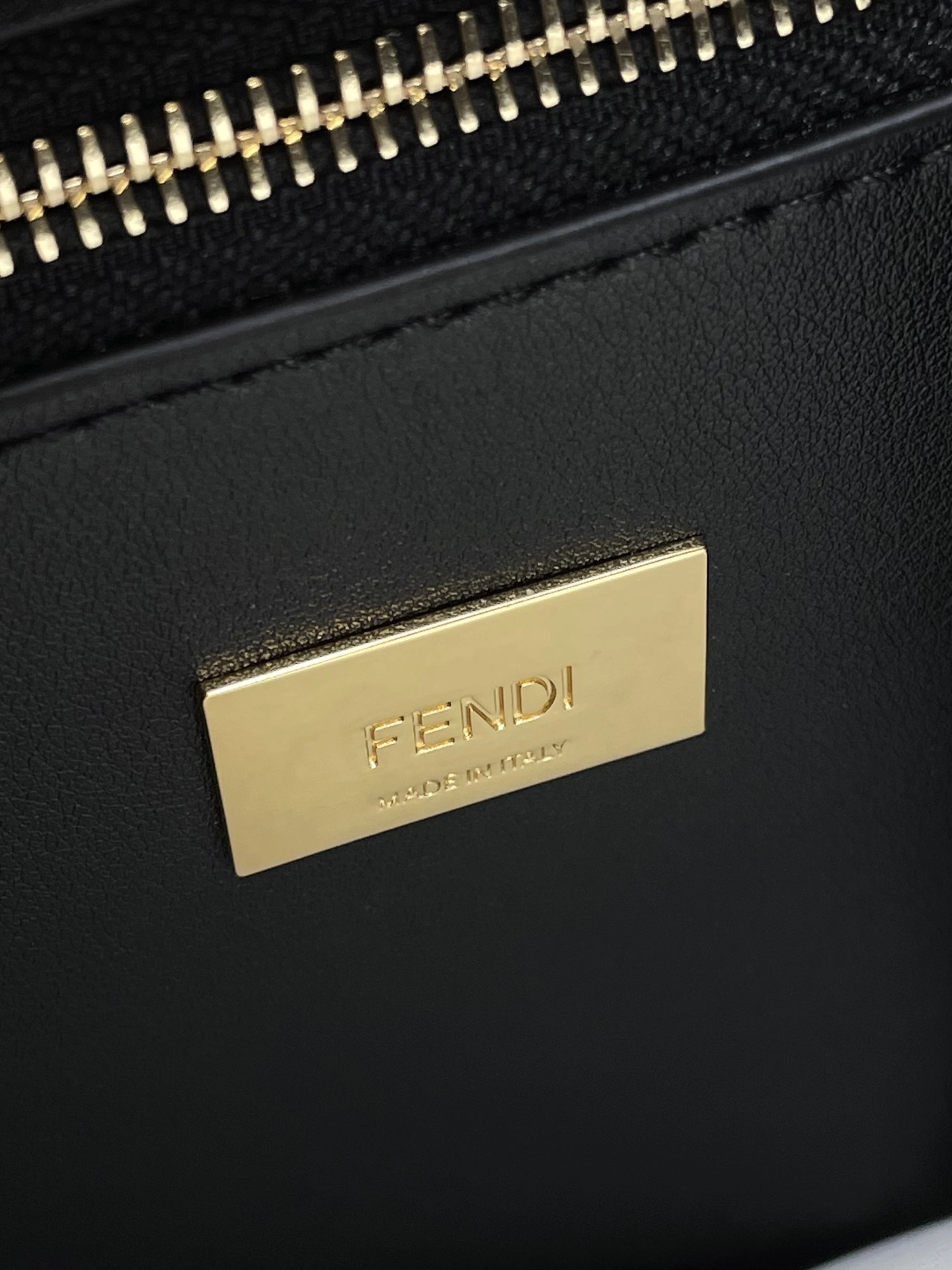 Accurate model Fendi Peekaboo Bags