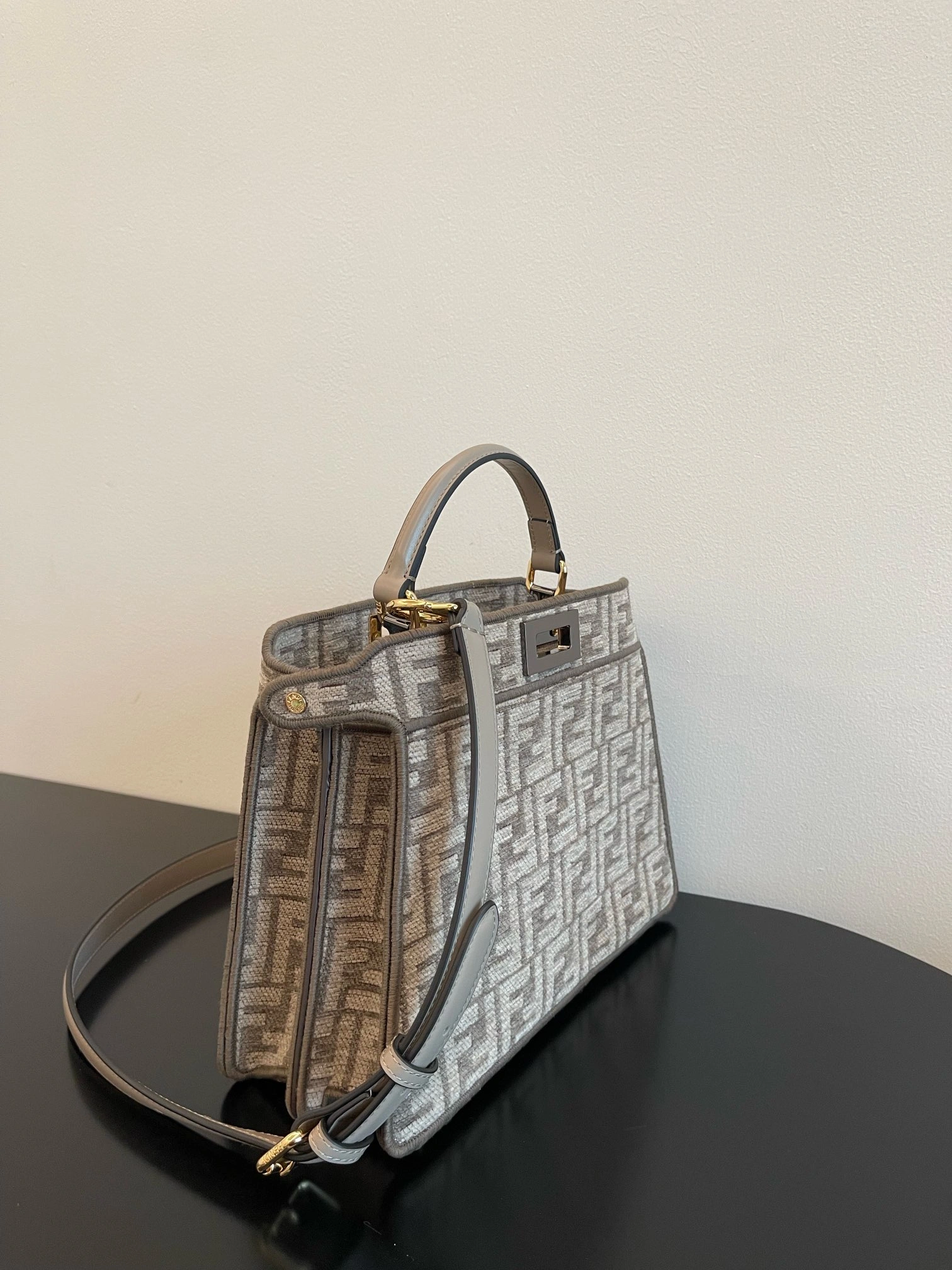 Accurate model Fendi Peekaboo Bags