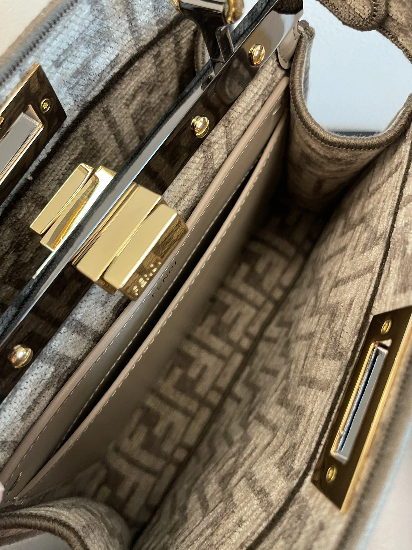Accurate model Fendi Peekaboo Bags