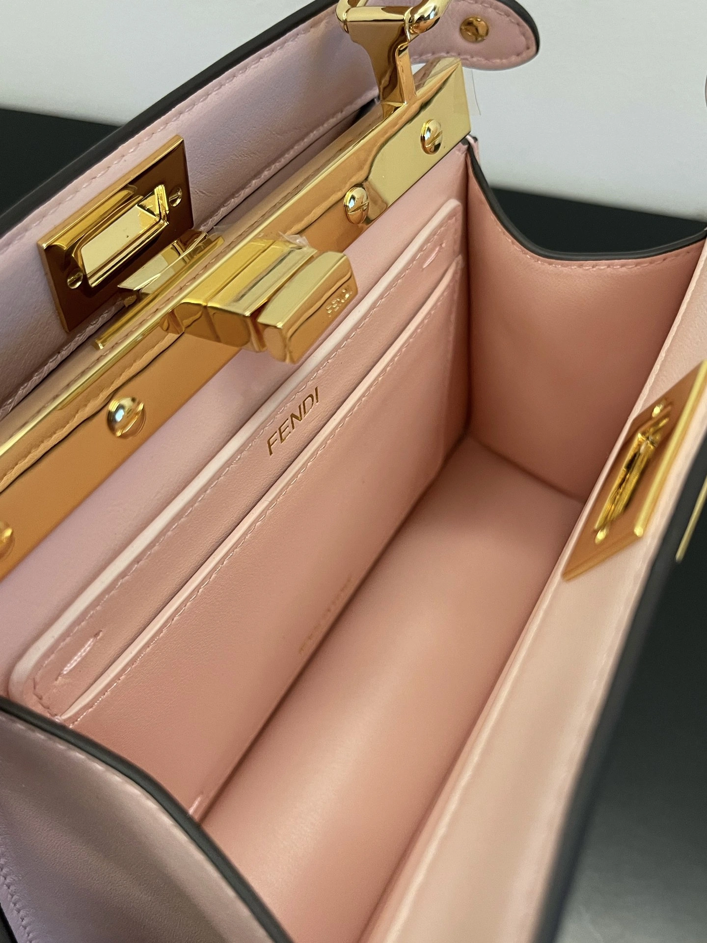 Exact replica Fendi Peekaboo Bags