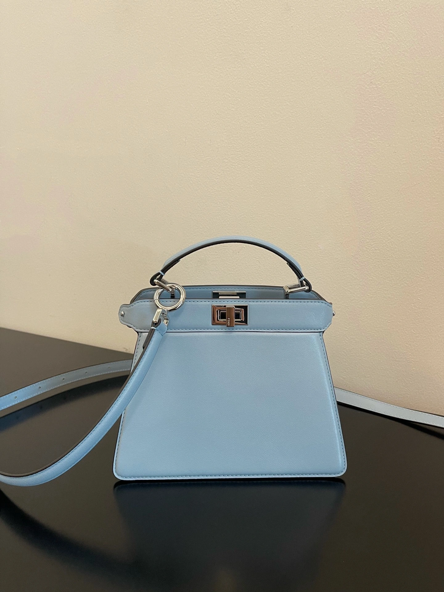 1:1 copy Fendi Peekaboo Bags