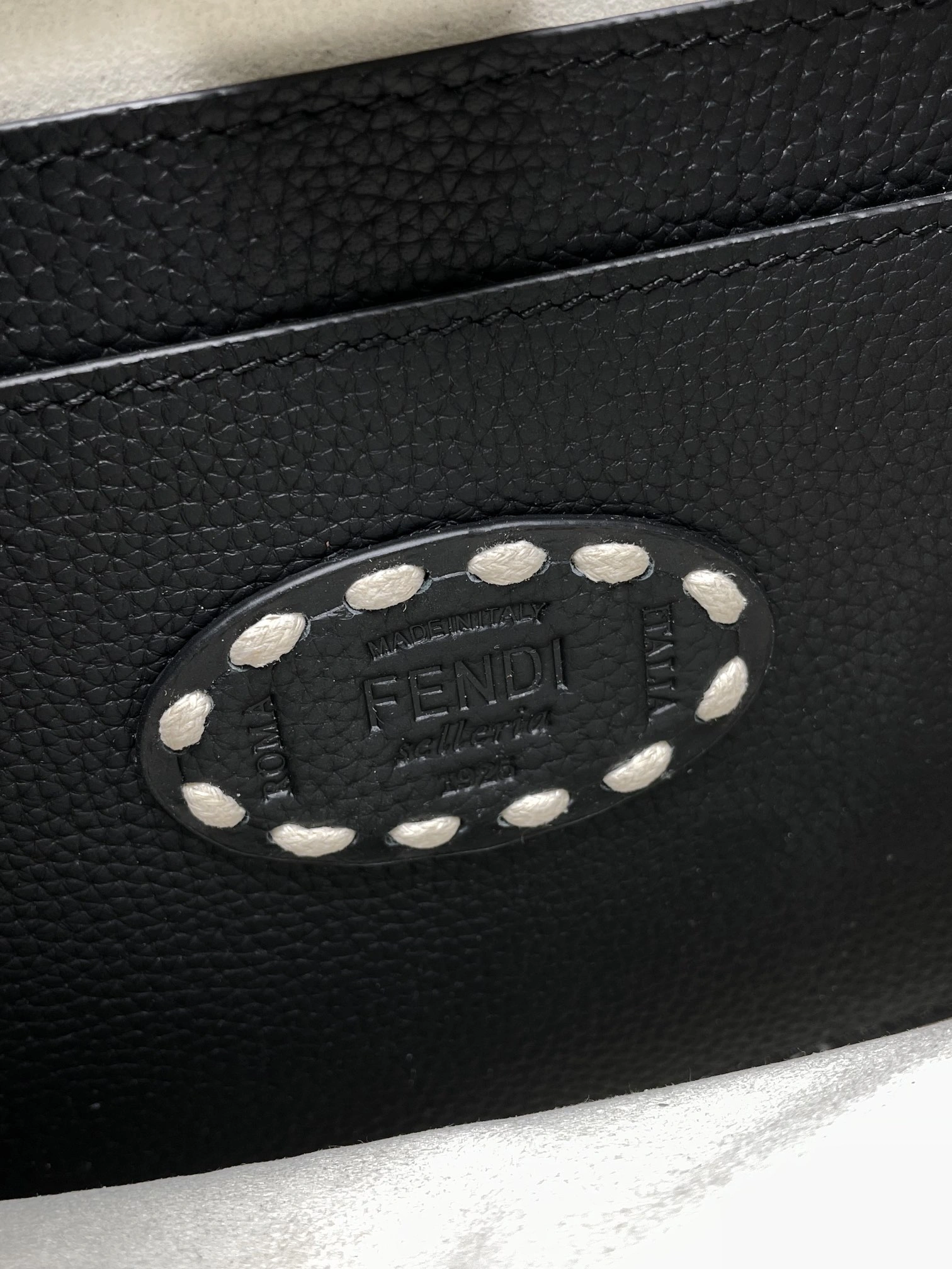 Top match Fendi Peekaboo Bags