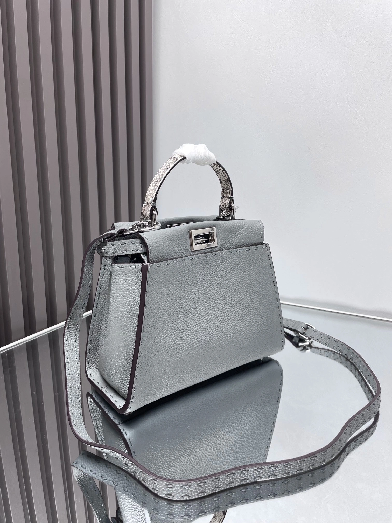 1:1 copy Fendi Peekaboo Bags