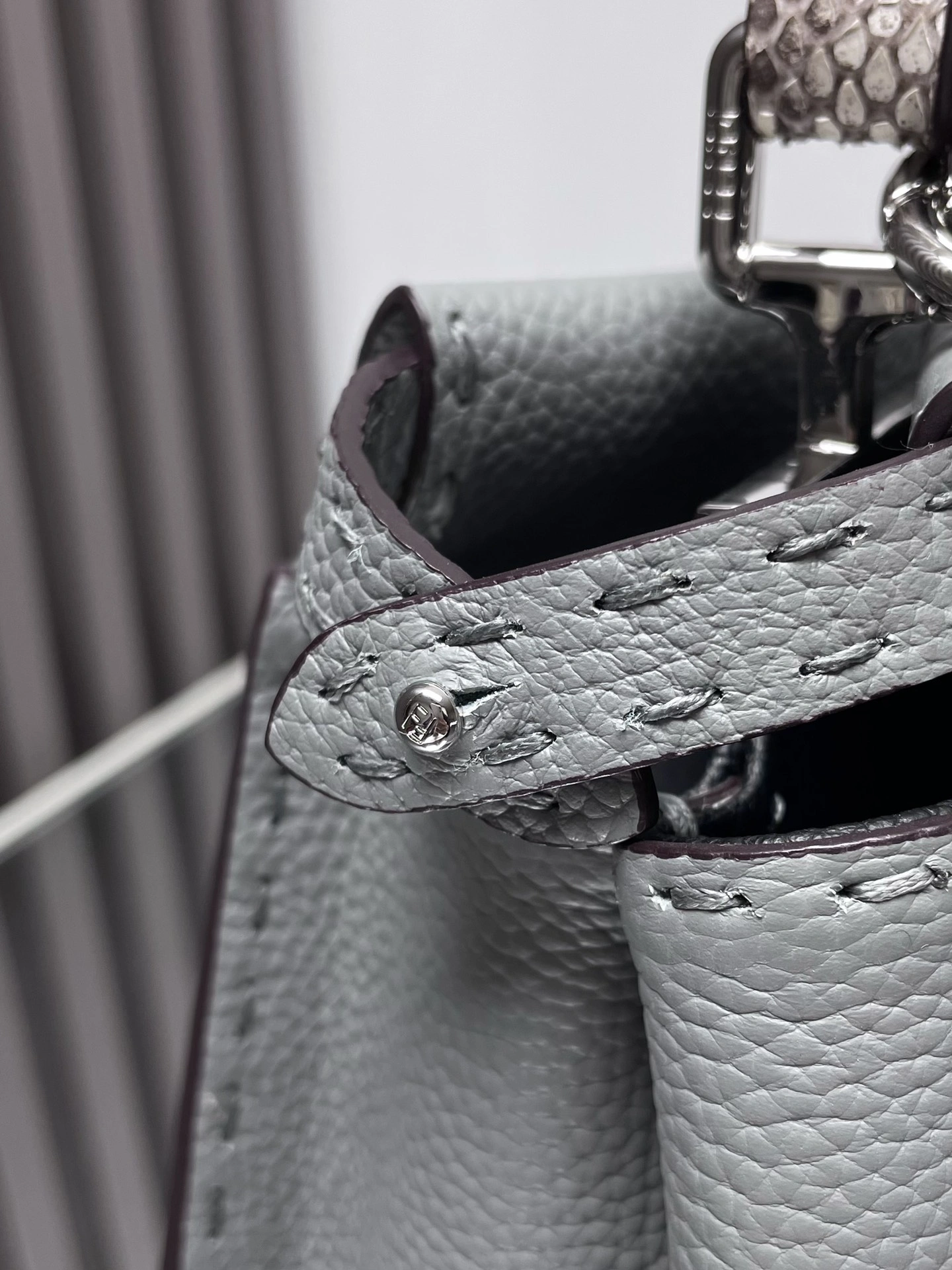 1:1 copy Fendi Peekaboo Bags