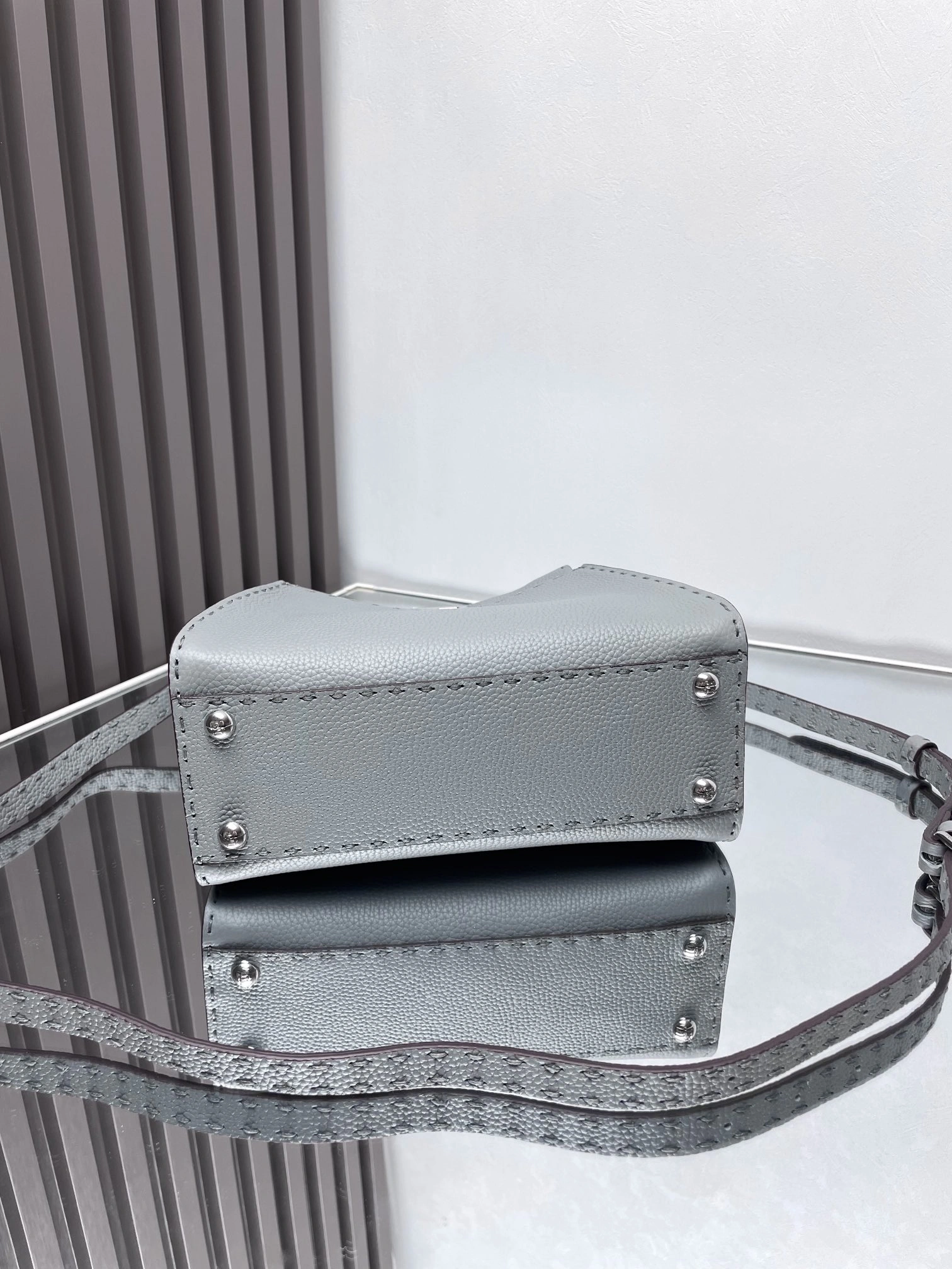 1:1 copy Fendi Peekaboo Bags