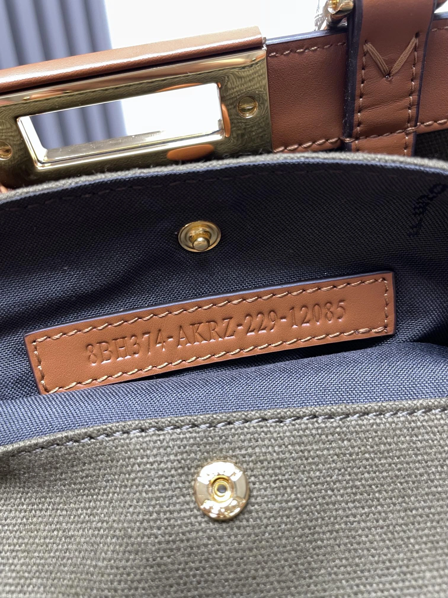 Economical Fendi Peekaboo Bags