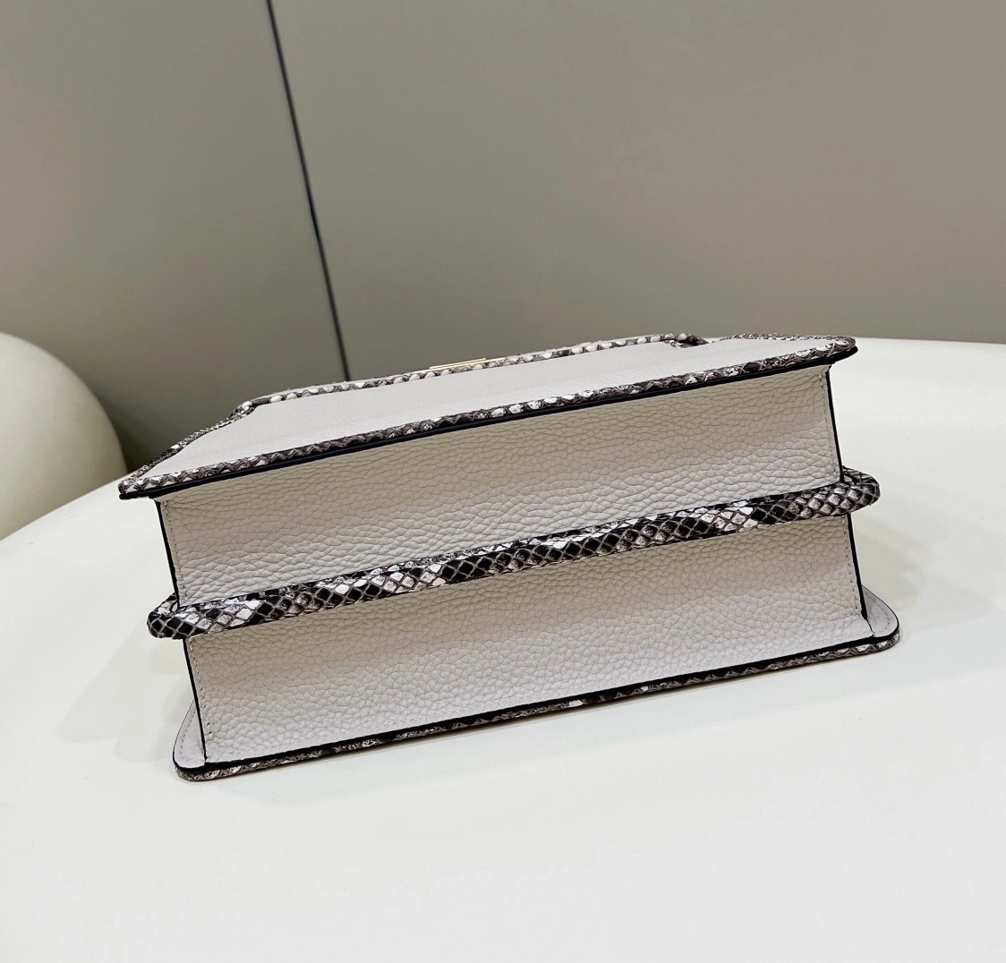 Exact replica Fendi Peekaboo Bags