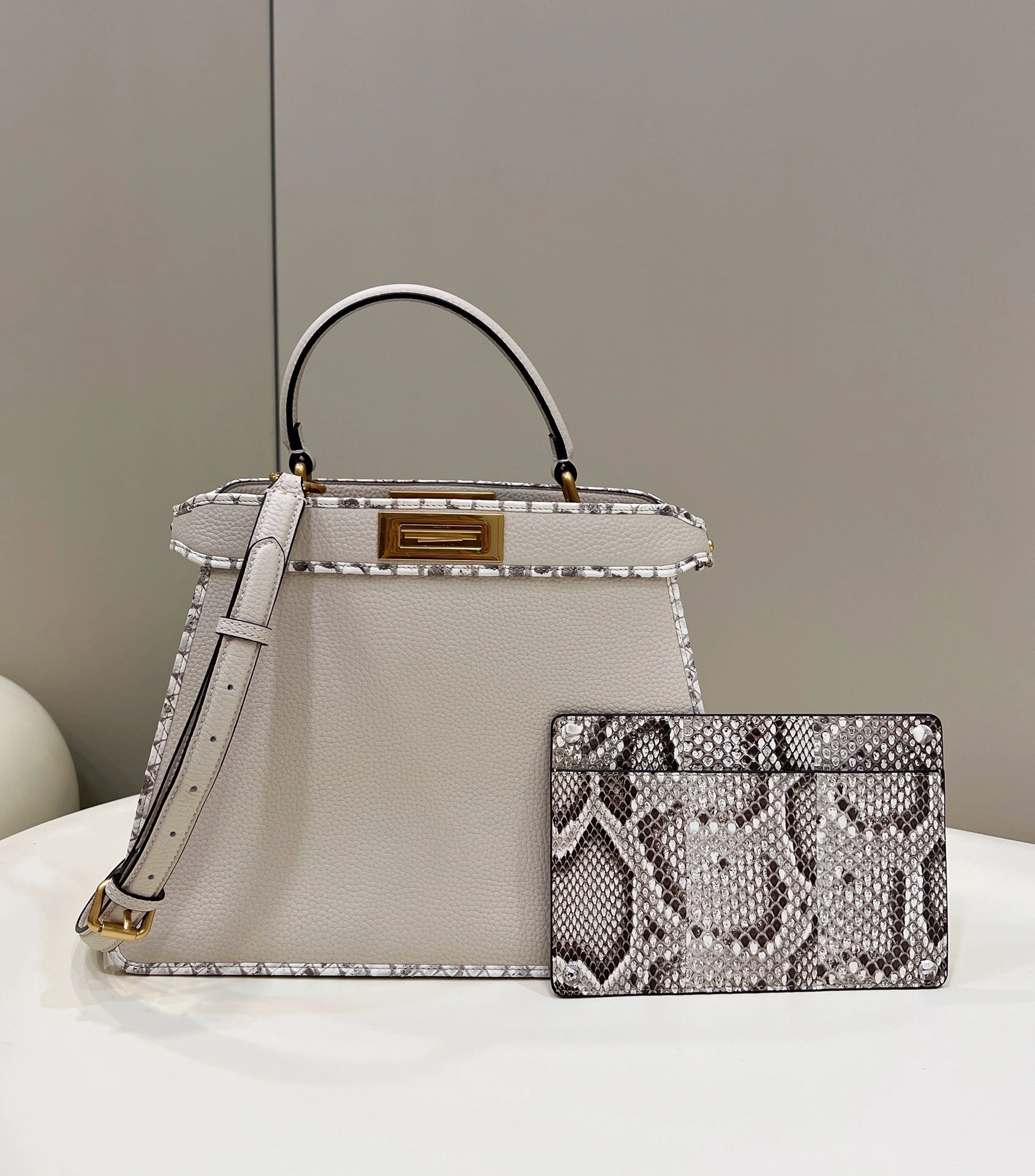 Bargain Fendi Peekaboo Bags