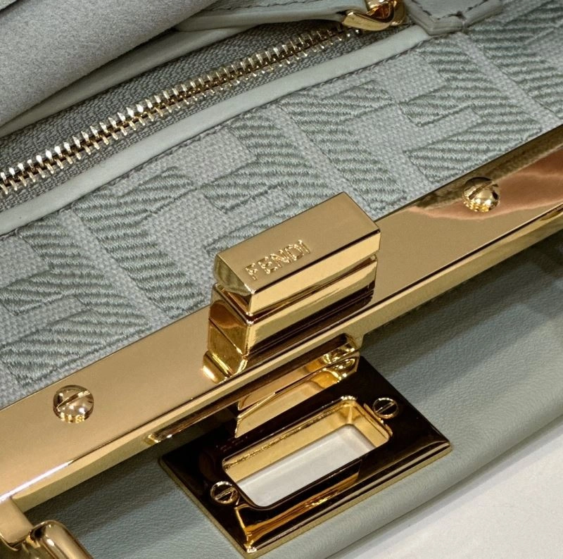 Accurate model Fendi Peekaboo Bags
