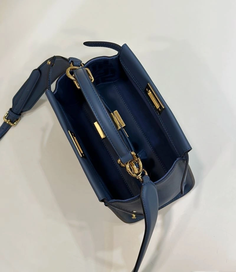 Top match Fendi Peekaboo Bags