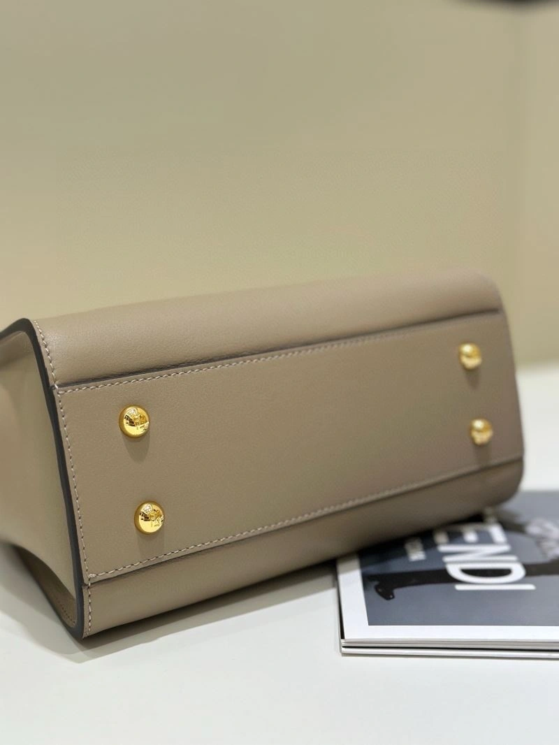Accurate model Fendi Peekaboo Bags