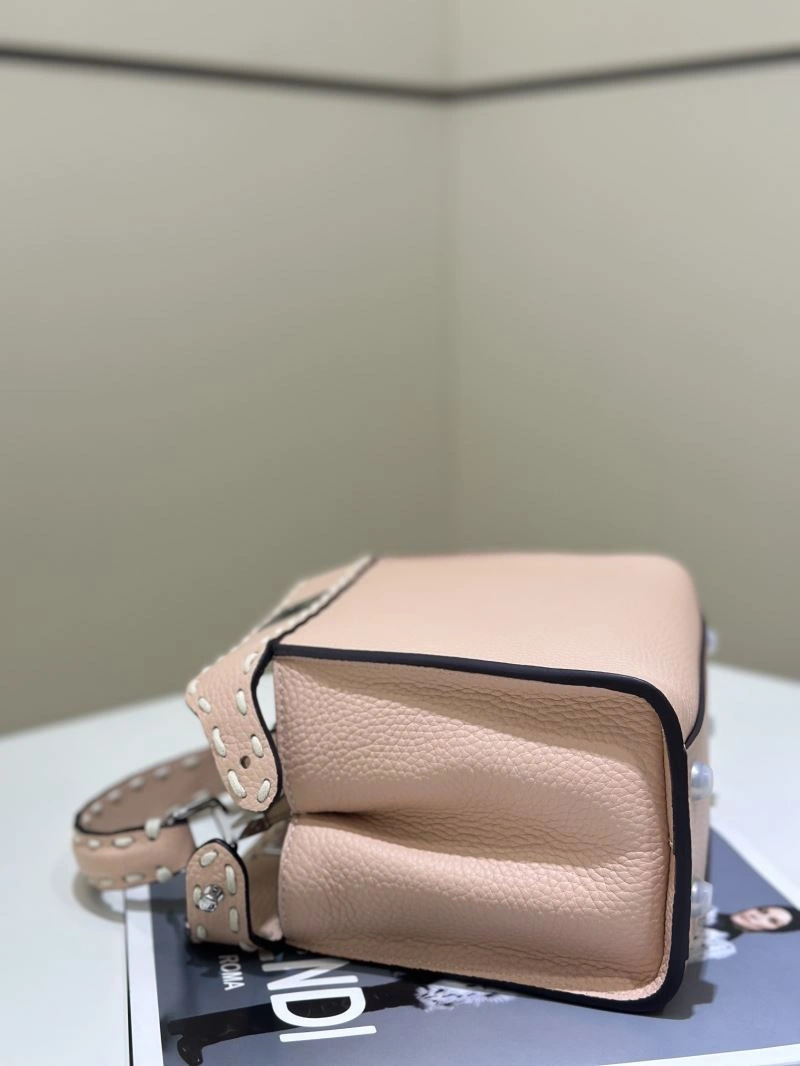 Accurate model Fendi Peekaboo Bags