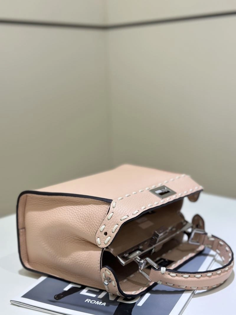 Accurate model Fendi Peekaboo Bags