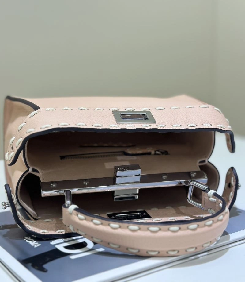 Accurate model Fendi Peekaboo Bags