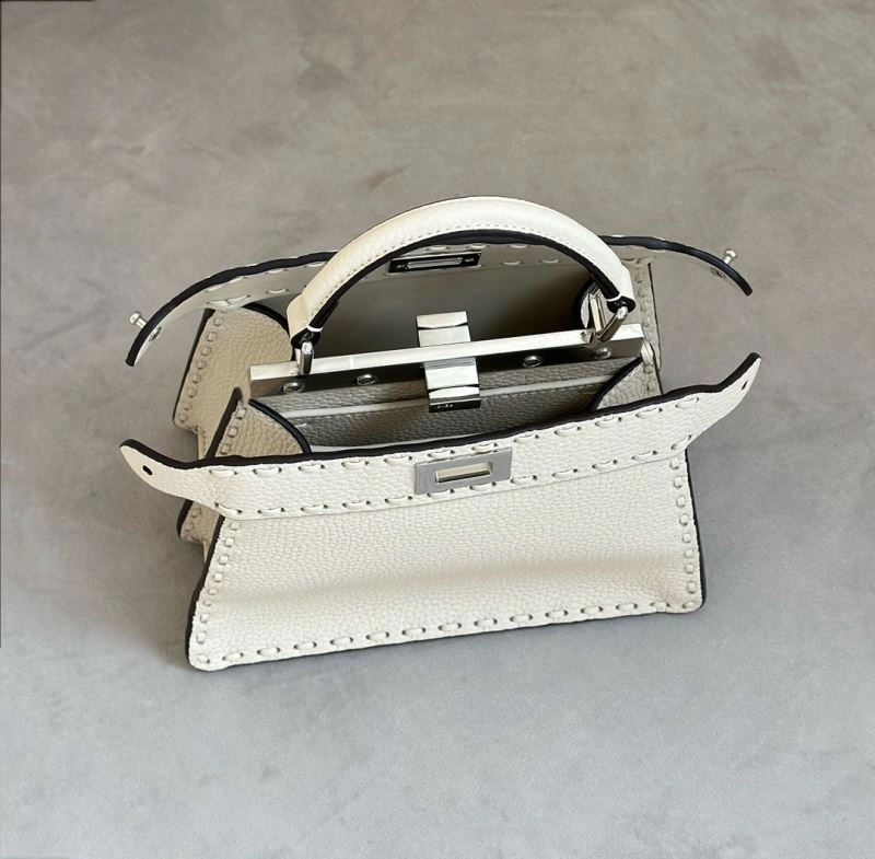1:1 copy Fendi Peekaboo Bags