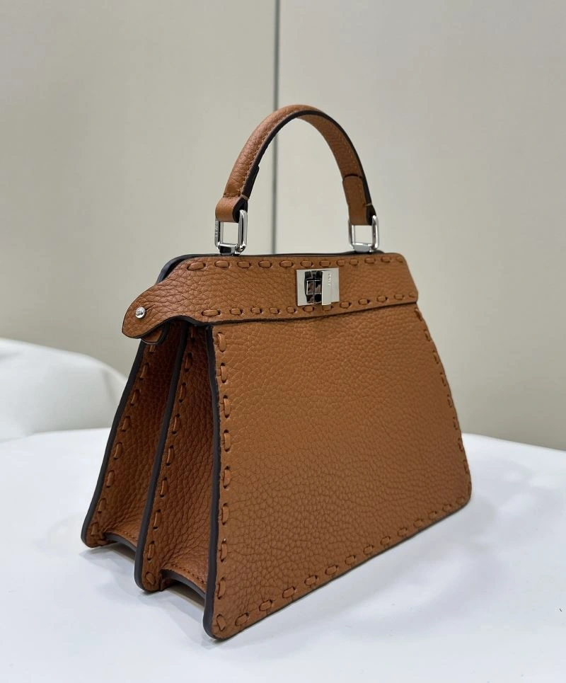Top mirror Fendi Peekaboo Bags