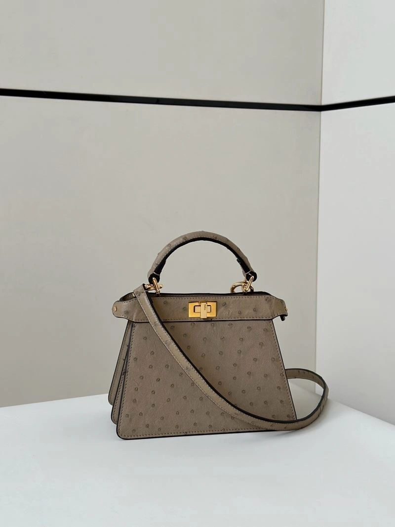 Top mirror Fendi Peekaboo Bags