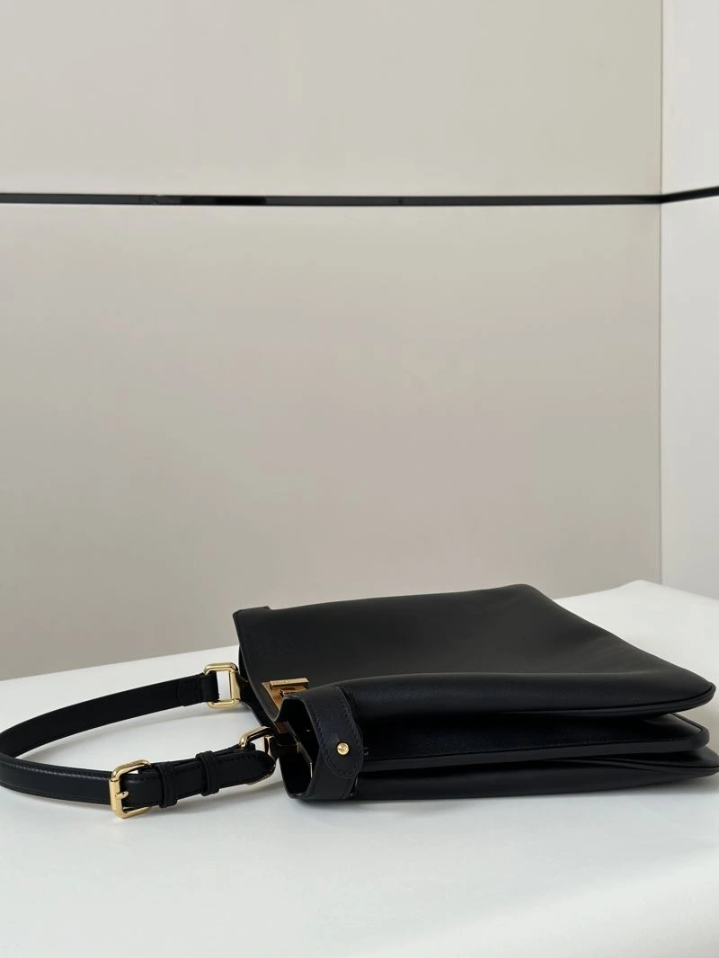 Top match Fendi Peekaboo Bags