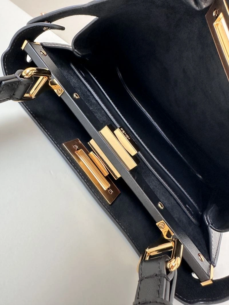 Top match Fendi Peekaboo Bags