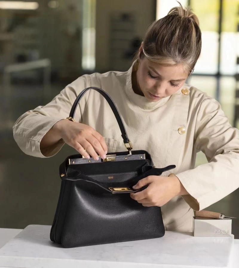 Top match Fendi Peekaboo Bags